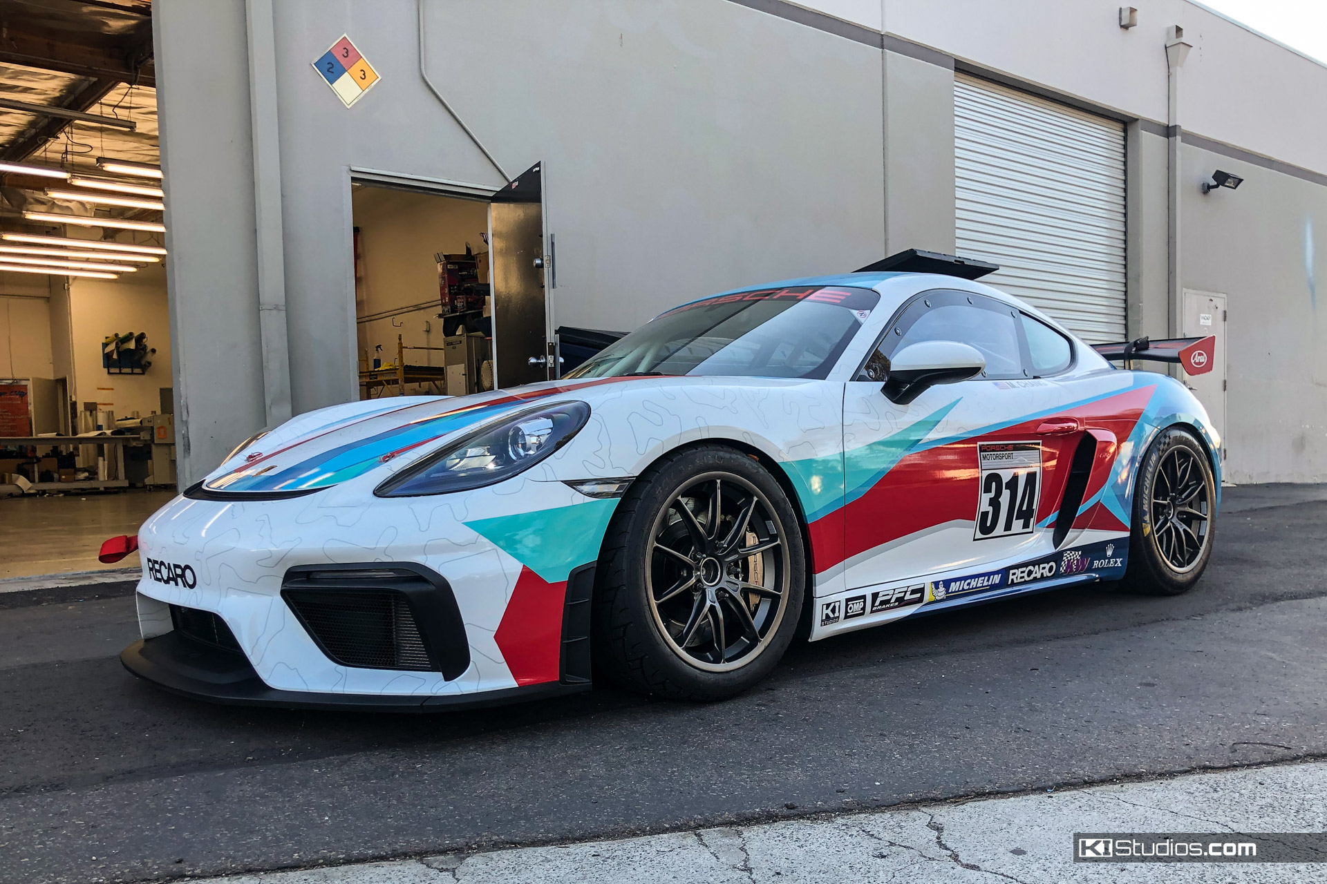 KI Studios Racing Livery and Porsche Stripes Project Gallery
